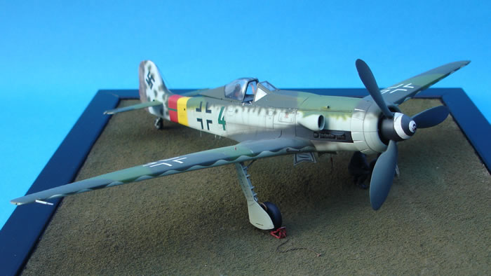 Dragon 1/48 scale Ta 152 H-0 by Eric Duval
