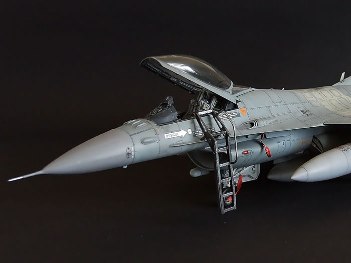 F-16CJ Block 50 by Oliver Peissl (Tamiya 1/48)