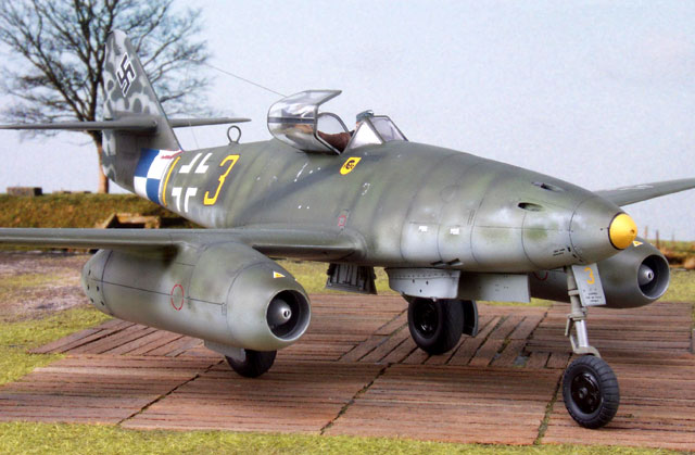 Messerschmitt Me 262A-1a by Brett Green (Tamiya 1/48)