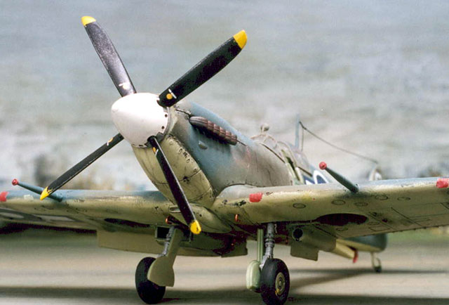 Supermarine Seafire Mk. III by Ryan Hamilton (Airfix 1/48)