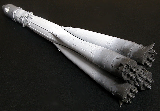 Vostok & R-7 Booster by Brett Green (Cutting Edge 1/144)