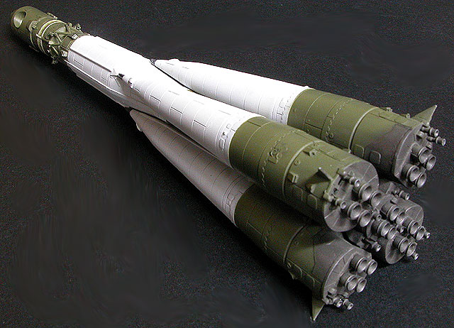 Vostok & R-7 Booster by Brett Green (Cutting Edge 1/144)