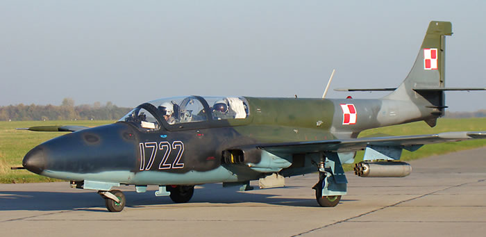 Arma Hobby Kit No. AH70002 - PZL TS-11 'Iskra' bis DF Expert Set Review ...